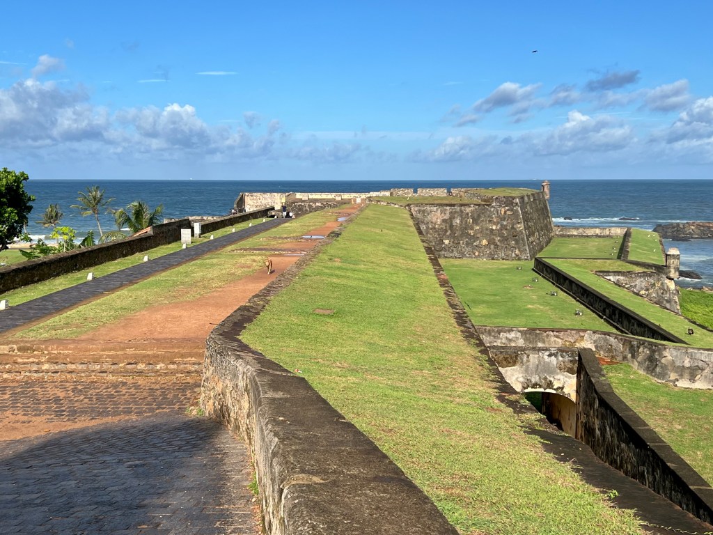 Galle Fort, Sri Lanka: Exploring Without a Map - Traveler Tina